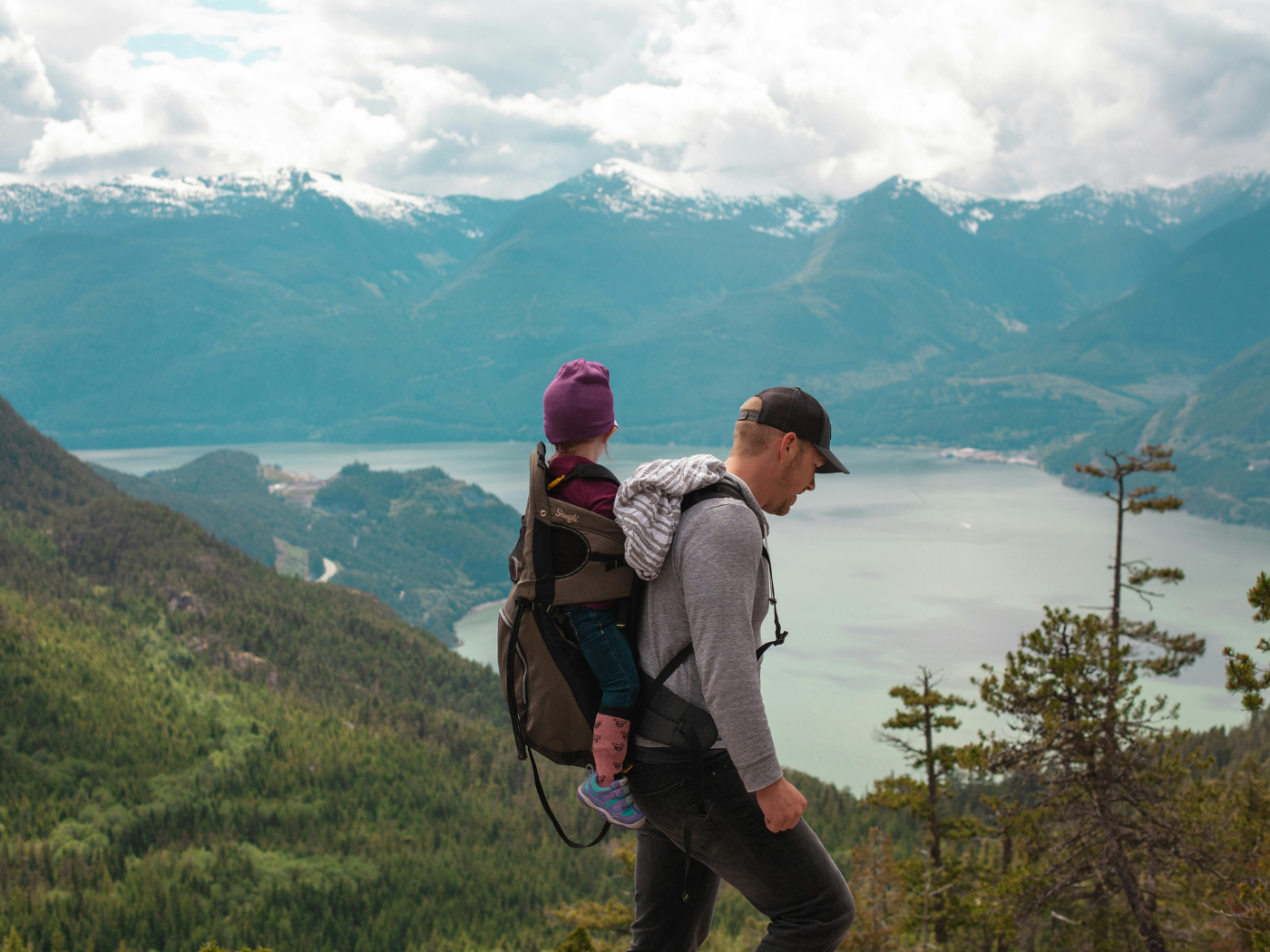 National Hiking Day | November 17 - Calendarr