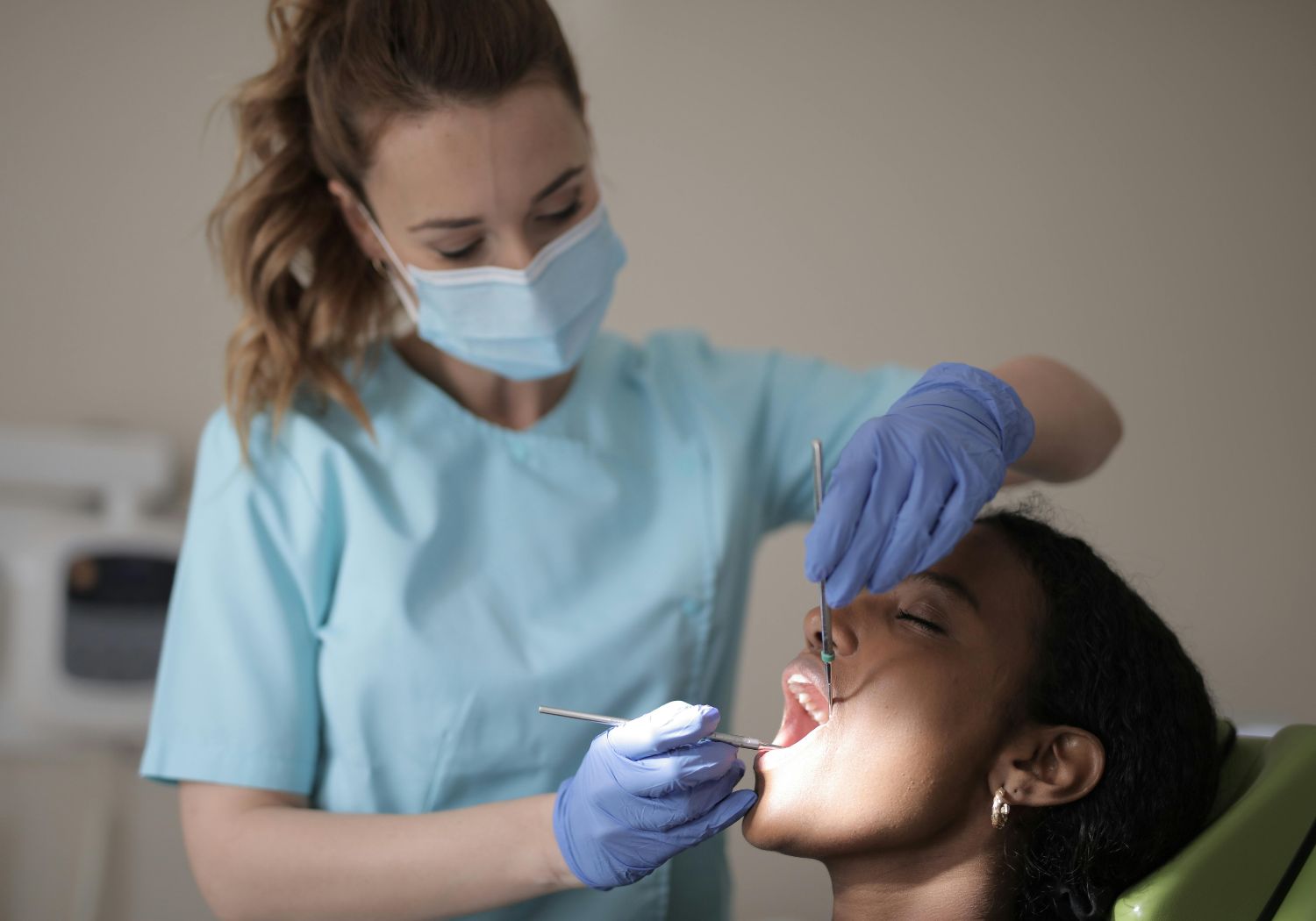 National Dentists Day | March 6 - Calendarr